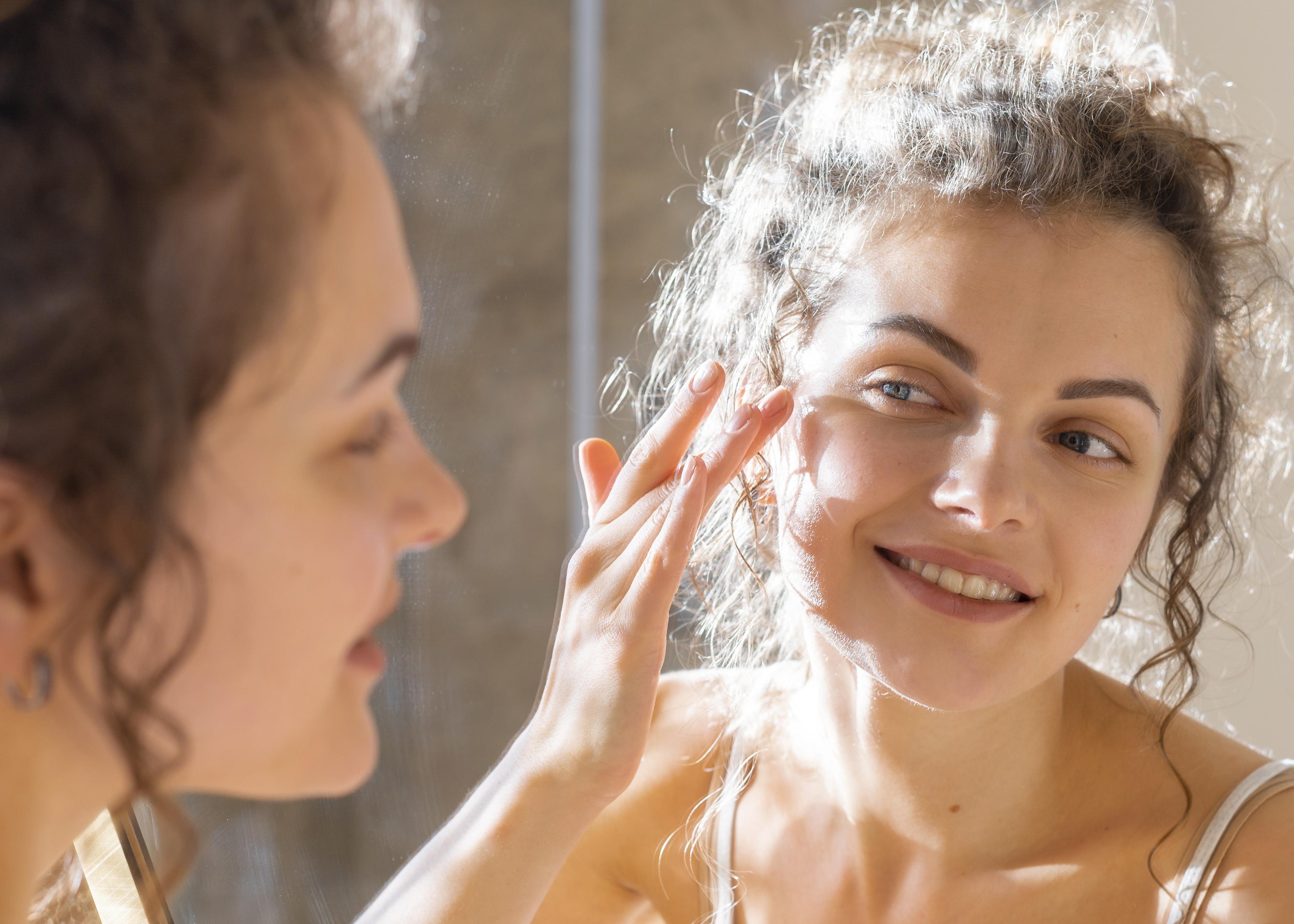 How to Support Your Skin Barrier When Your Skin Feels Extra Dry – MOL&B ...